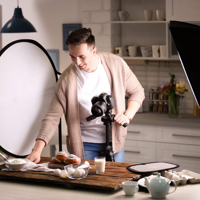 Delish at emaze Website